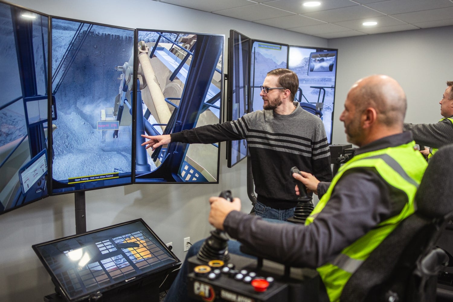 New Cat® Simulators Collaborative Worksite Training™ for Mining Package ...